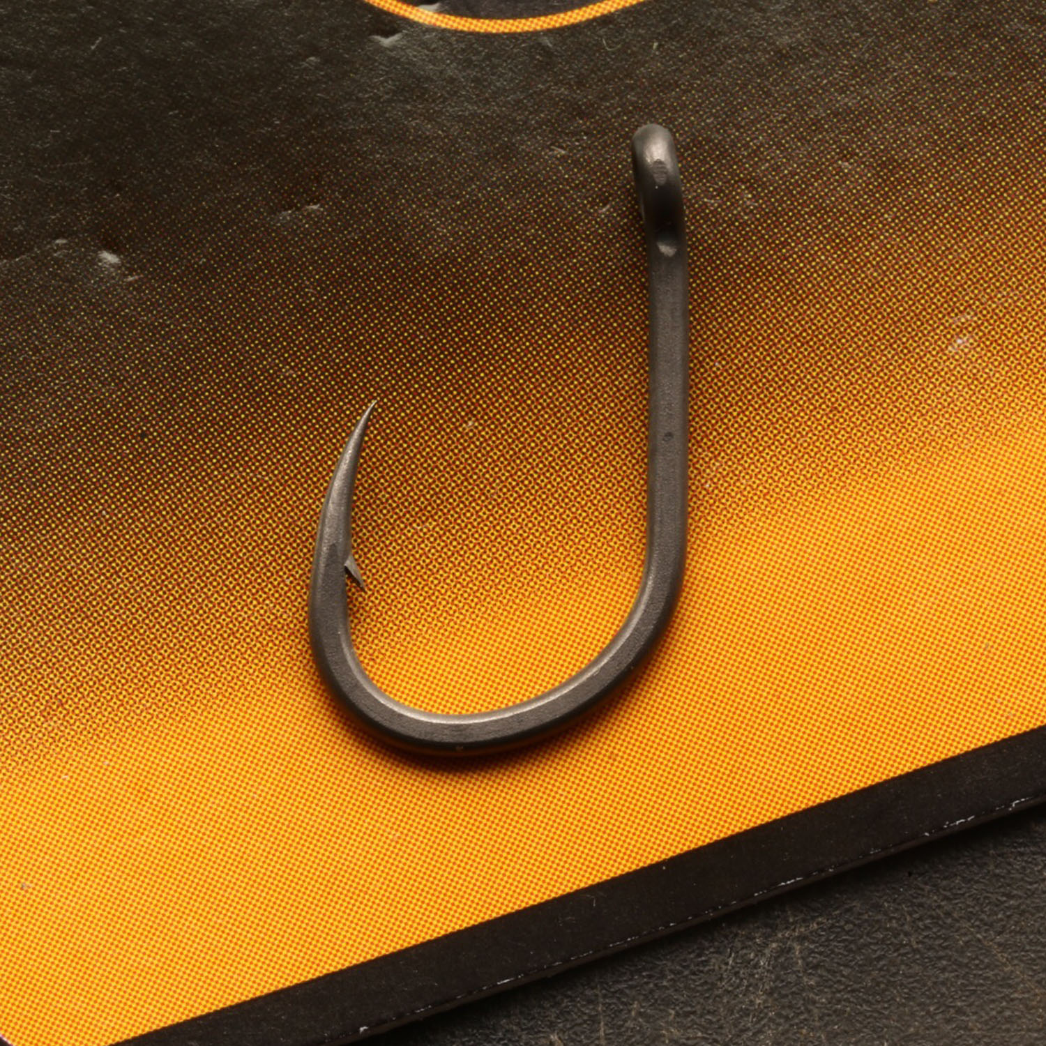 Fox Edges Wide Gape Beaked Hook | Angling Direct NL