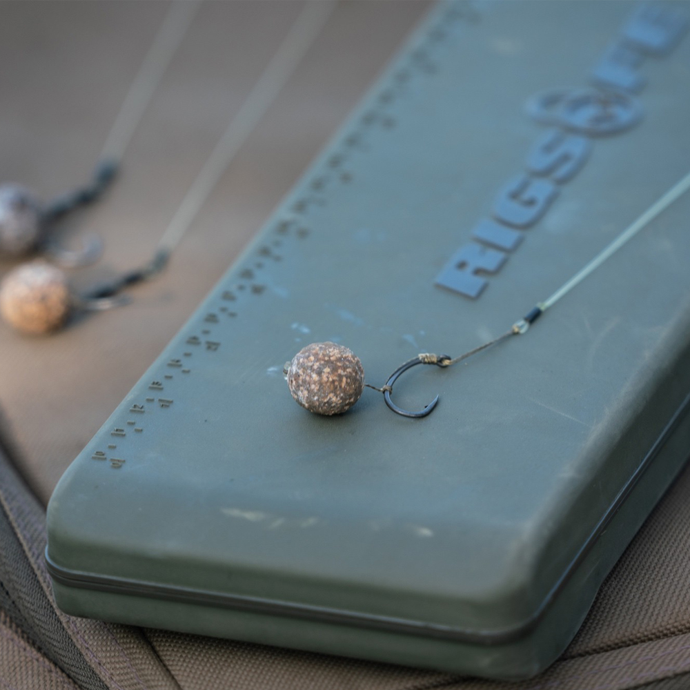 Korda Klor Ready Tied Loop Rigs | Angling Direct NL