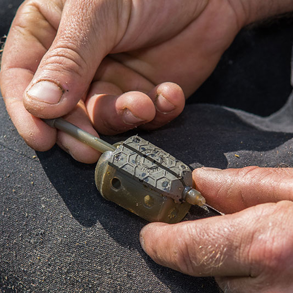 Matrix Inline Maggot Feeder | Angling Direct NL